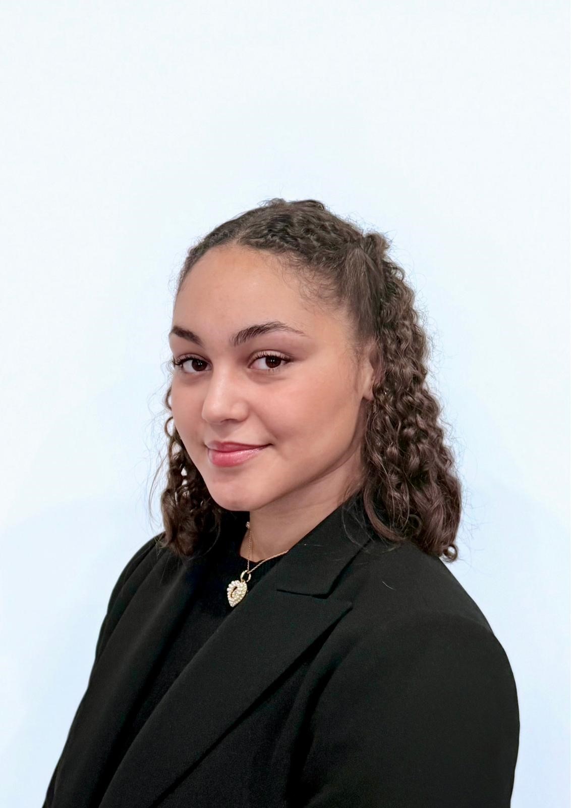 DE LA ENCARNACION Sarah - Master 2 Juriste de Droit public